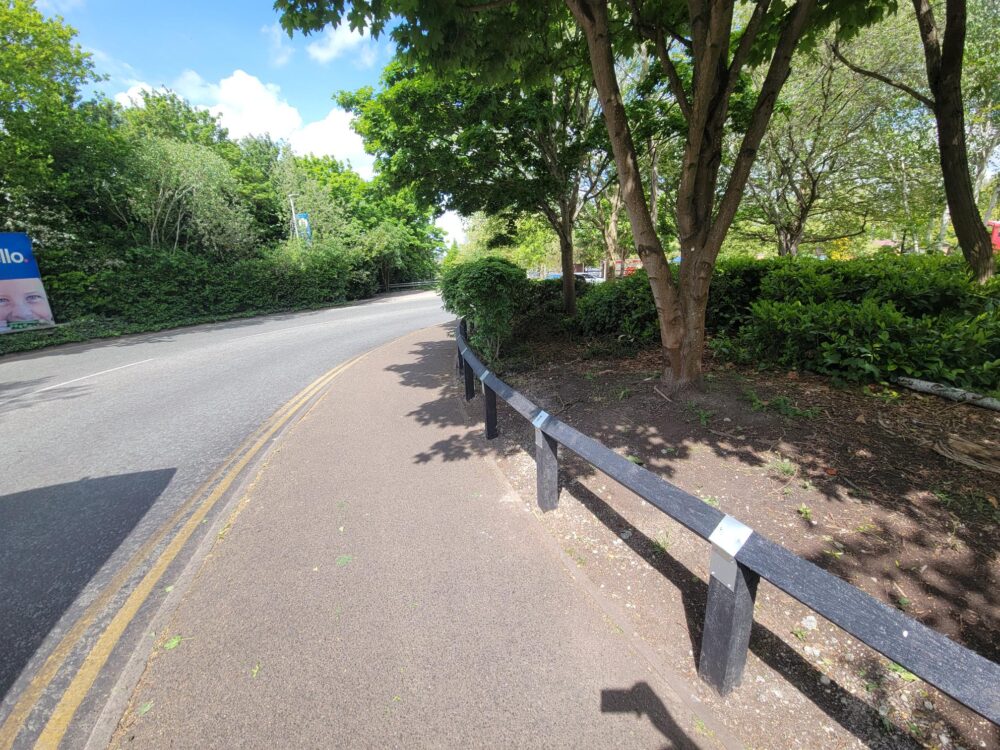 Knee Rail Fencing | Plastecowood