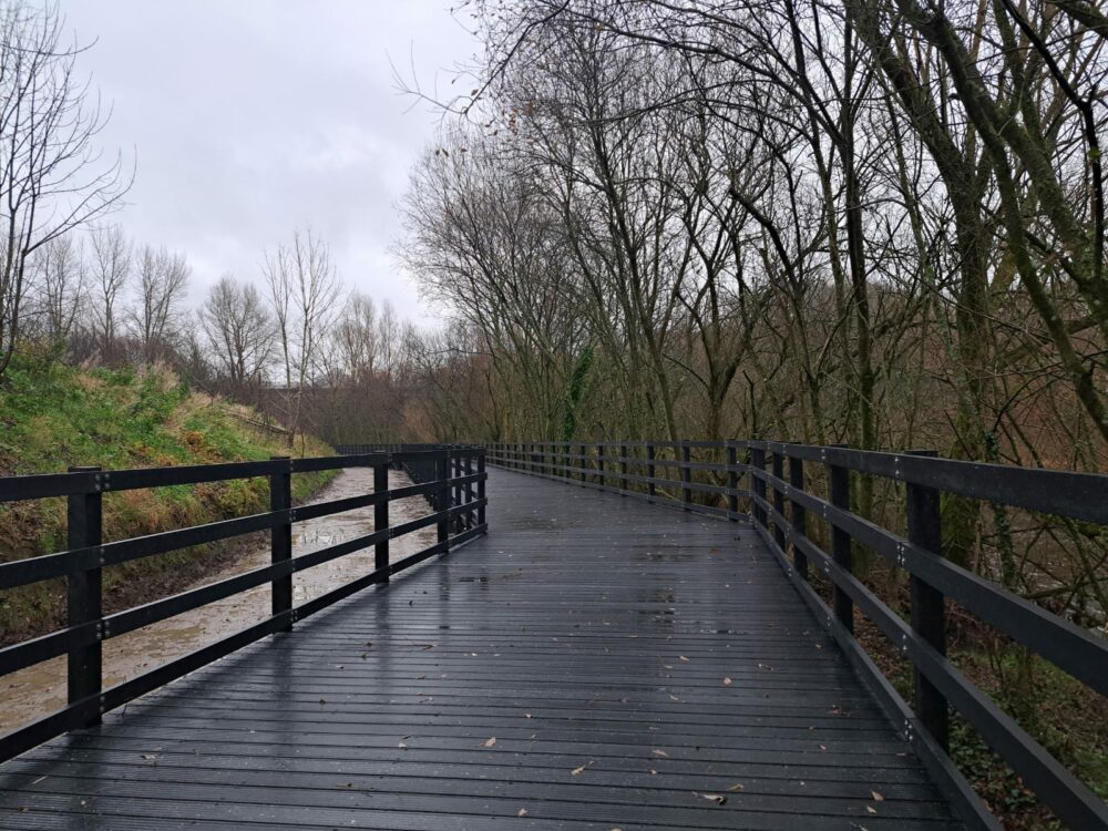 Recycled Plastic Boardwalks and Walkways | Plastecowood